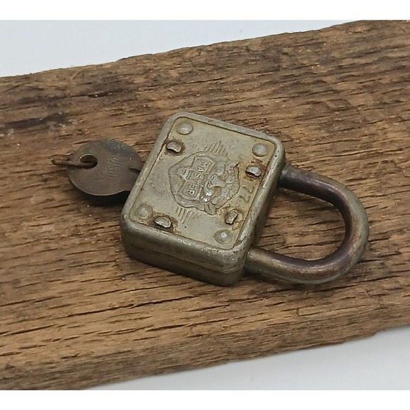 Vintage | Storage & Organization | Vintage Master Pin Tumbler Lock ...